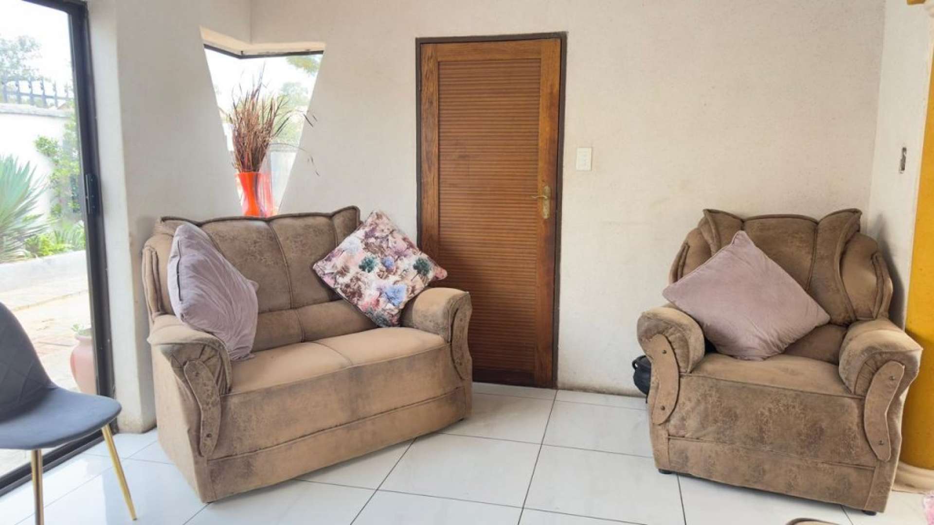 #7393946 | Charming 3-Bedroom Stand-Alone Family Home for Sale | PlusGroup