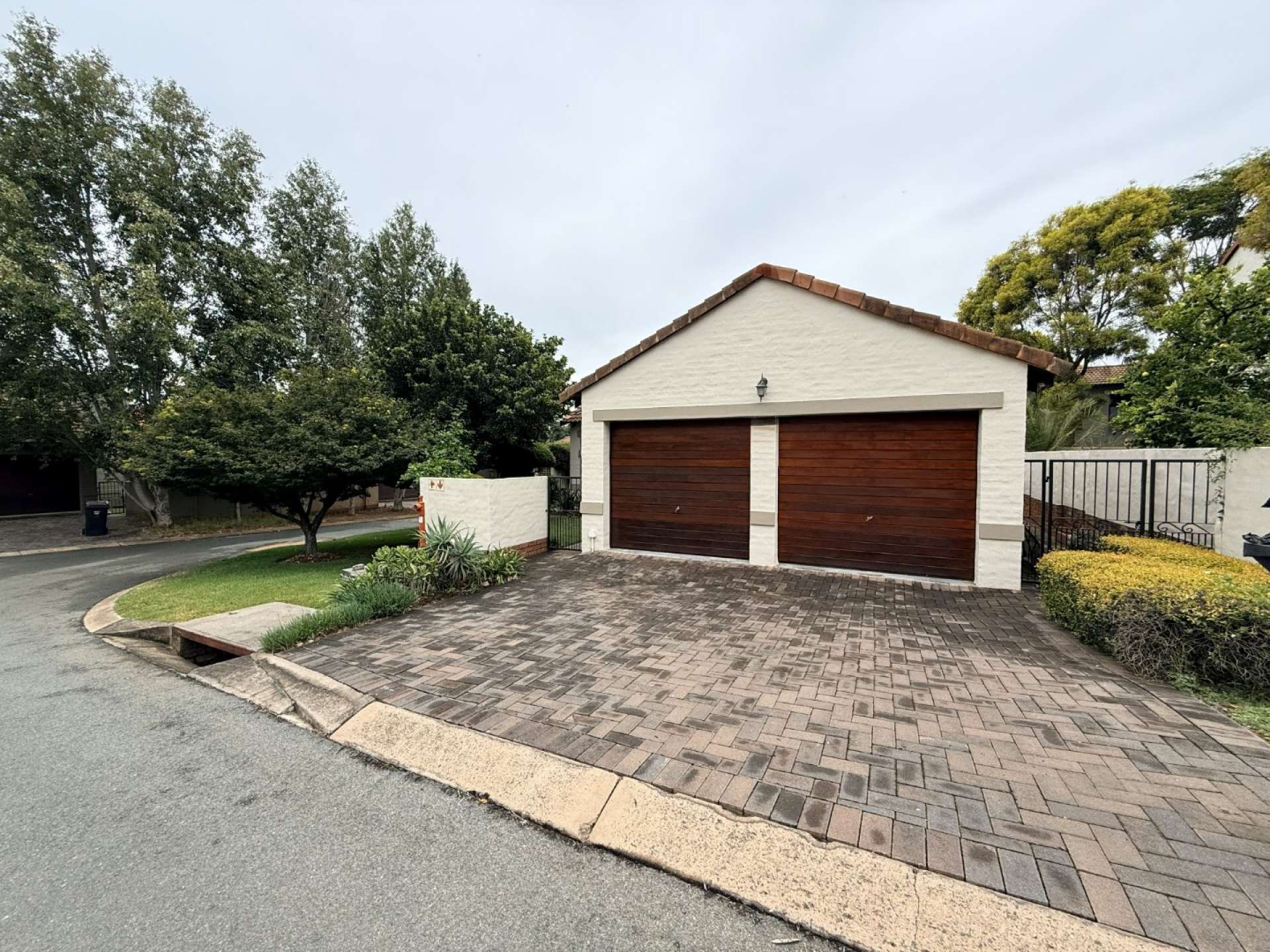 #7401242 | Lovely Corner Unit in Secure, Family-Friendly Estate | PlusGroup